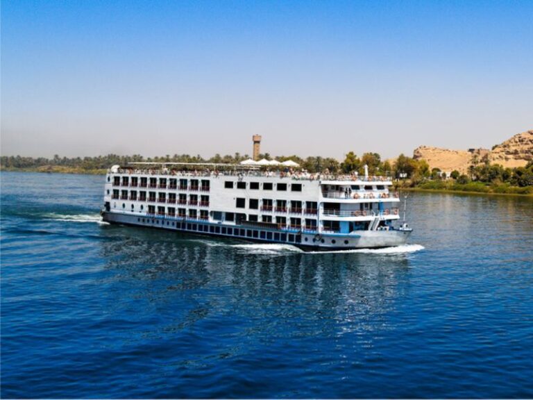 African Cruises: Discover the Wild Side of the Continent 2025